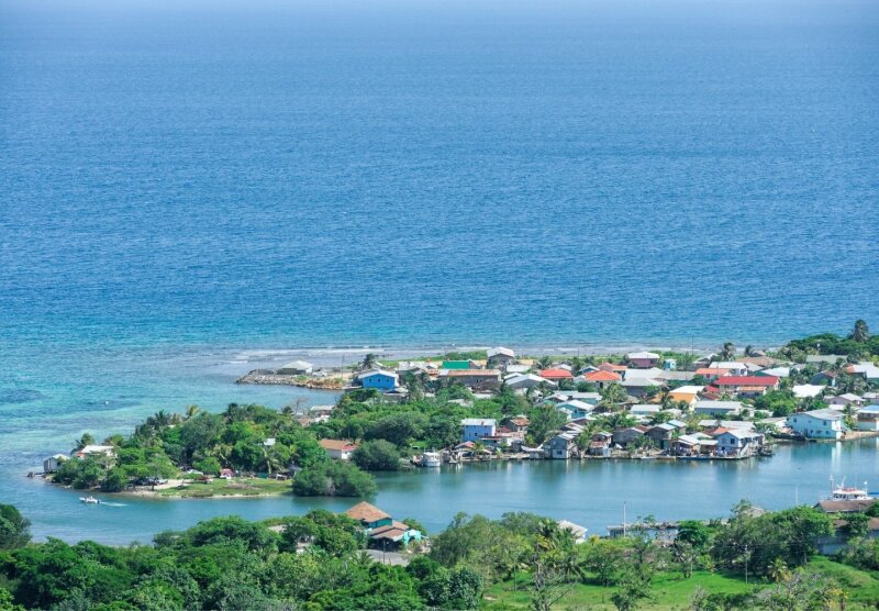 The best snorkeling in Roatán | OutsiderView